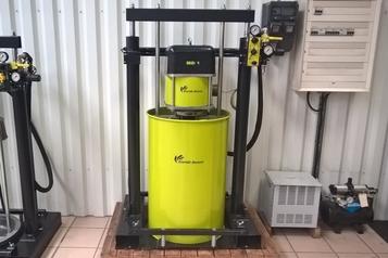 Chop-Check-pump-extrusion-unit-fix-station-kremlinrexson-sames - Falk ...